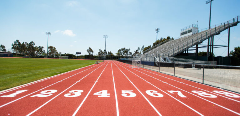 Track Star Gets The Last Laugh, Cocky Man Gets Taught A Lesson ...