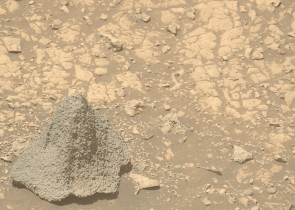 Researchs Spot Object That Looks Like A Helmet On Mars Surface By Rover ...